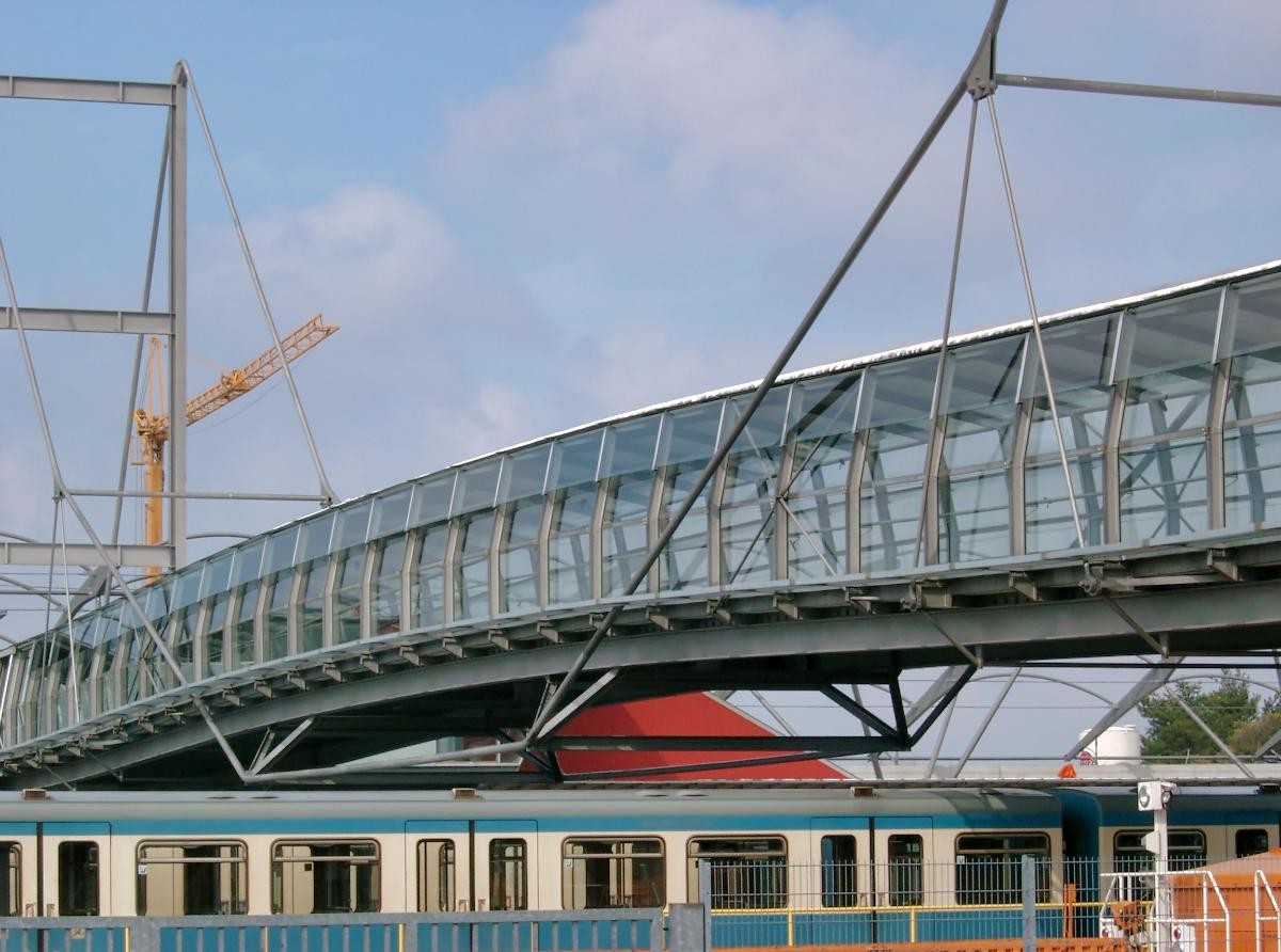 AS 5100 Standard Single Span Pedestrian Overpass Bridge Connecting ...
