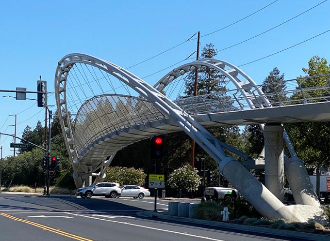 Crossing Peace Pedestrian Overpass Bridge Design Segmental Preassemble ...